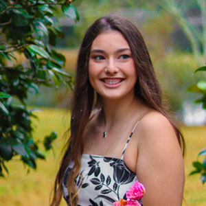 Scholarships | Professional Women of St. Tammany